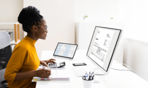 Controller vs Accounting Manager: What's the Difference?