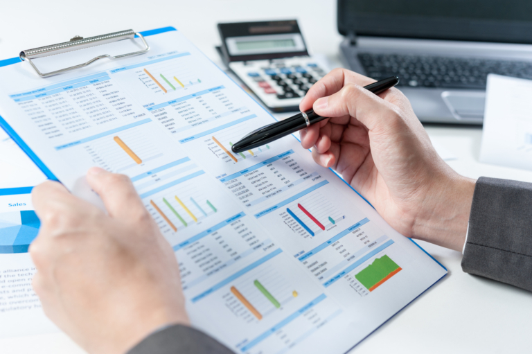 Operating Income vs. EBITDA: Definitions, Formulas & Examples | TGG ... Operating Income vs. EBITDA: Definitions, Formulas & Examples | TGG ...